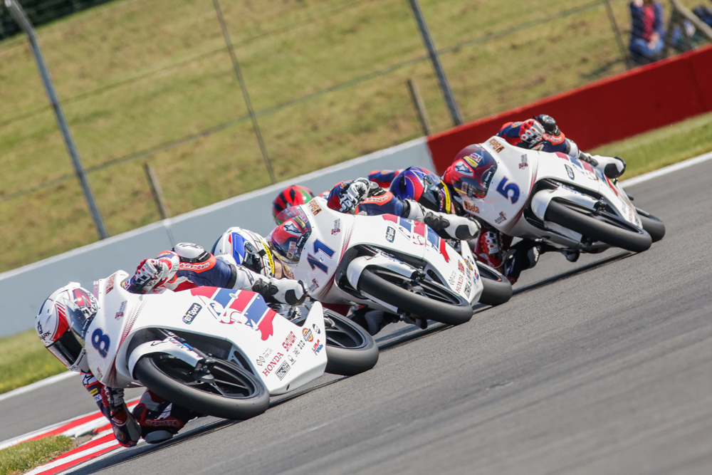 Rory closes in with thrilling Donington podium - Rory Skinner ...